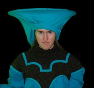 Guinan Costume: DIY Guinan Hat from Star Trek TNG
